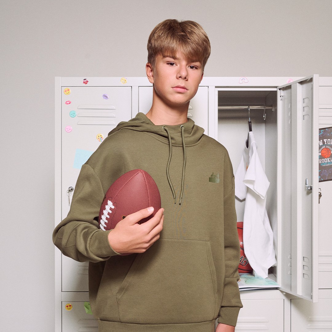 Buzz MK – Вашиот избор за најдобрите патики и облекa